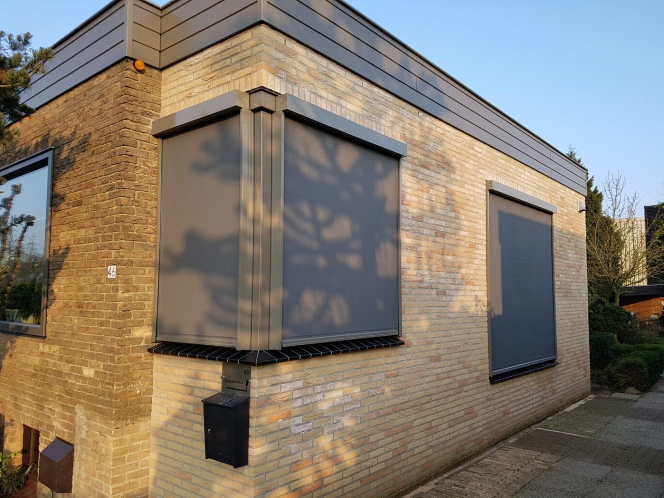 WAREMA Zip Screens als zonwering - Buiten-Goed